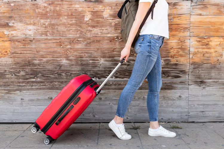 Travel in Style with Mirage Luggage's Spinning Luggage Collection